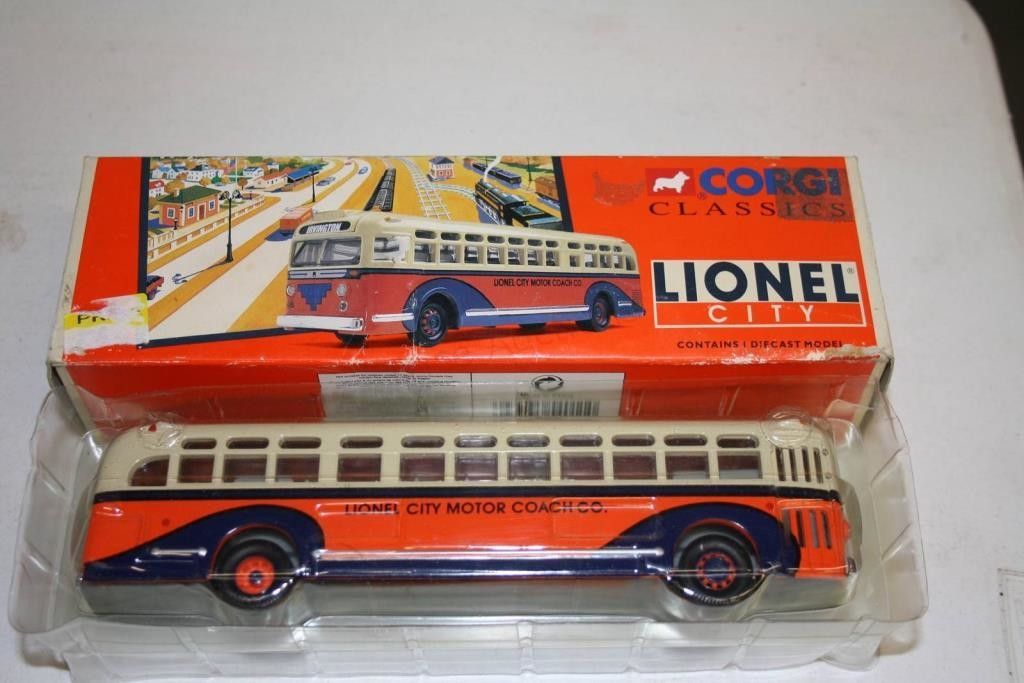 Corgi Classics Lionel Coach Bus